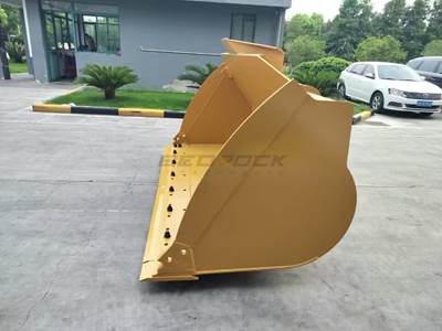 Bedrock Quick Coupler Bucket for Caterpillar 938 Loader For Sale ...