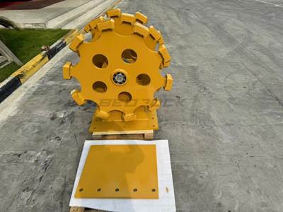 Bedrock Compaction Wheel for Caterpillar 315 Excavator For Sale ...