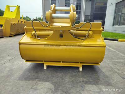 Bedrock 72" Tilt Ditch Cleaning Bucket for Caterpillar 320 B Linkage ...
