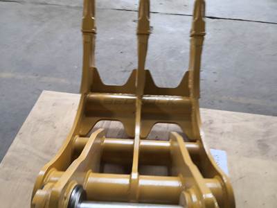 Bedrock EXCAVATOR RAKE GP-GP (CB LINKAGE 36") for Caterpillar 324E CB ...