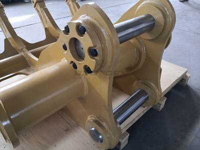 Bedrock EXCAVATOR RAKE GP-GP (CB LINKAGE 48”) for Caterpillar 324E CB ...