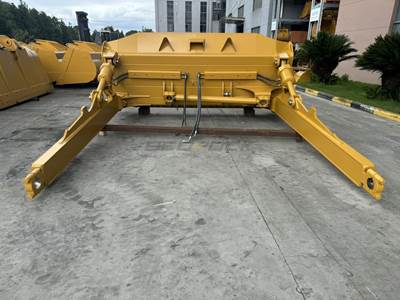 Bedrock SU Dual Tilt Blade, Push Arm GP & Installation for D8 Bulldozer ...