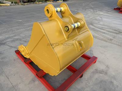 Bedrock CAT 312 Severe Duty Bucket, 42in, 0.65m3, 5 Teeth. 2 x 65mm ...