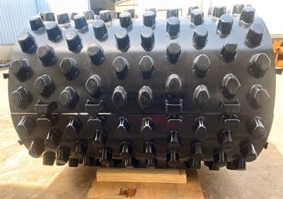 Bedrock 84" Padfoot Shell Kit for Bomag BW211D-50 and Dynapac CA2500D ...