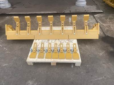 Bedrock Padfoot Shell Cleaner Bar for Caterpillar CS10GC CS11GC CS12GC ...