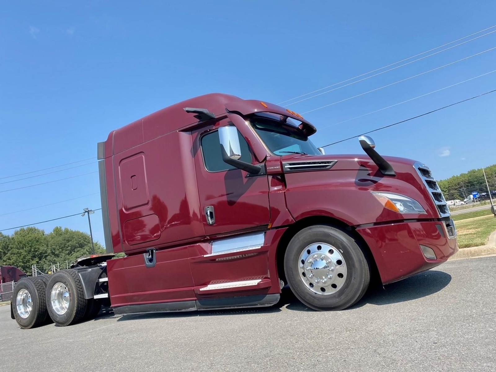 2020 Freightliner Cascadia 126 Sleeper Semi Truck - 72" Mid Roof ...