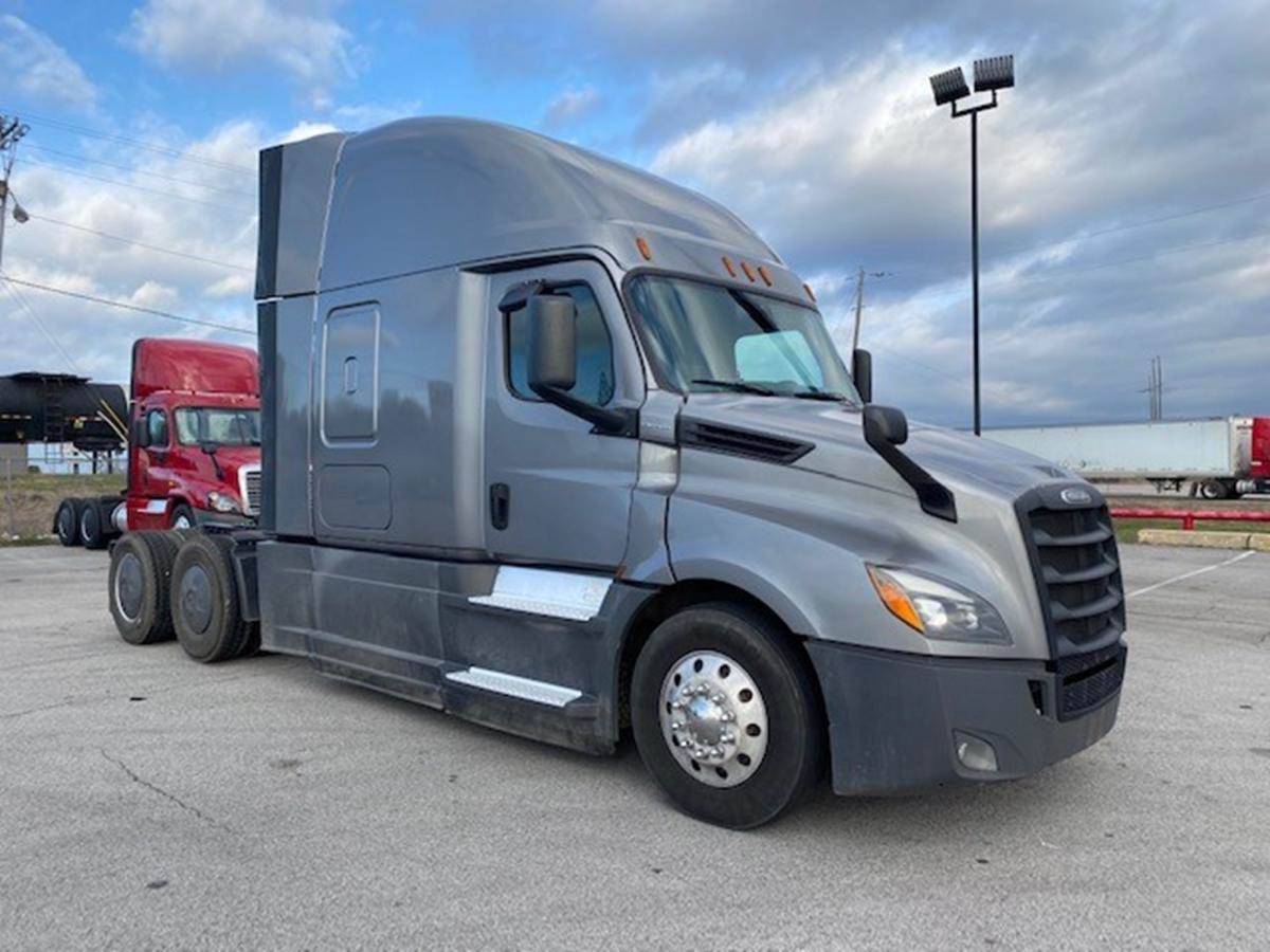 2018 Freightliner Cascadia 126 Sleeper Semi Truck - 72" Raised Roof ...