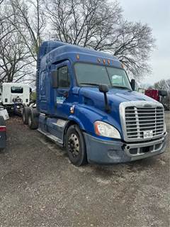 2012 Freightliner Cascadia 132 Salvage Truck For Sale | Alma, AR | CV ...