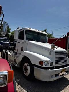 2000 Freightliner Century Class 120 Salvage Truck For Sale | Alma, AR ...