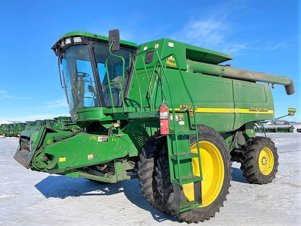 2000 John Deere 9750 STS Combine For Sale, 5,295 Hours | Breckenridge ...