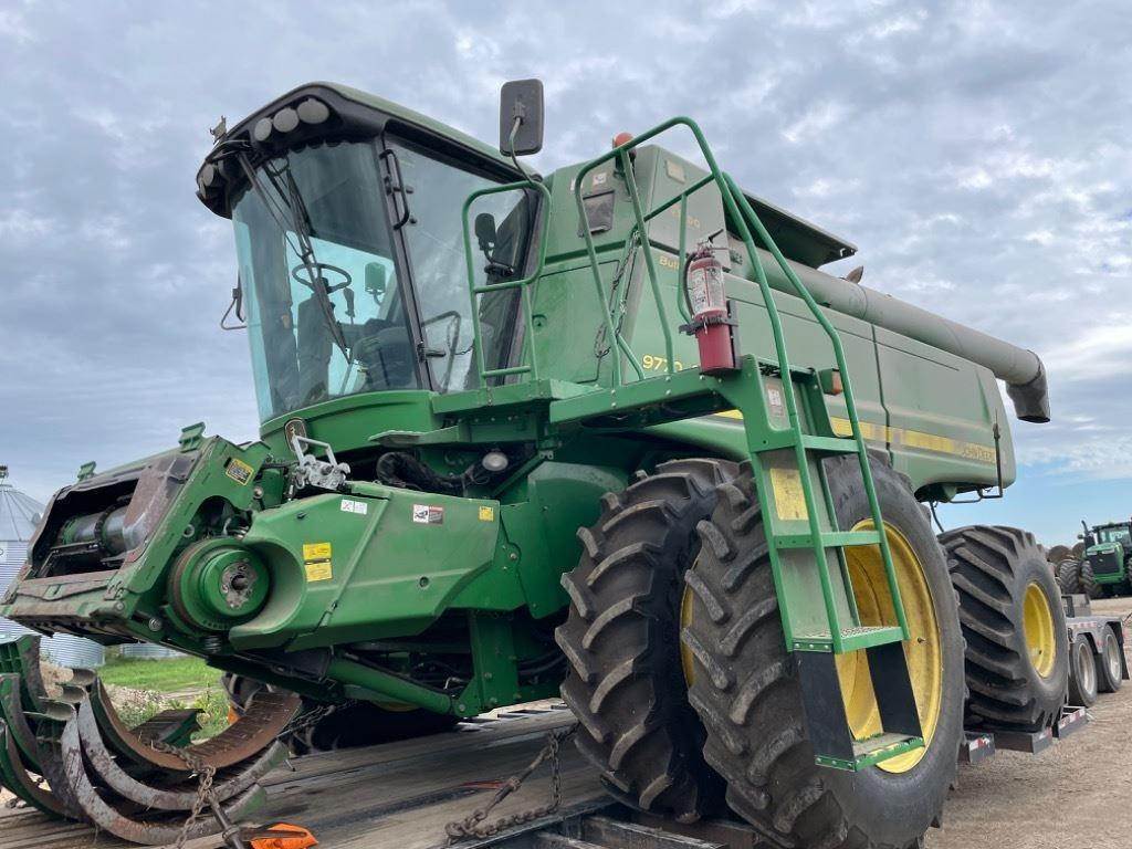 2011 John Deere 9770 STS Combine For Sale, 3,507 Hours | Aberdeen, SD ...