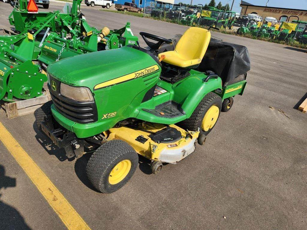 2009 John Deere X720 Riding Lawn Mower For Sale, 1,078 Hours | Bismarck ...