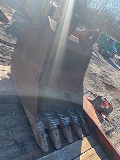 Hitachi 41" Bucket Bucket For Sale | Crofton, MD | ZID-144763 ...