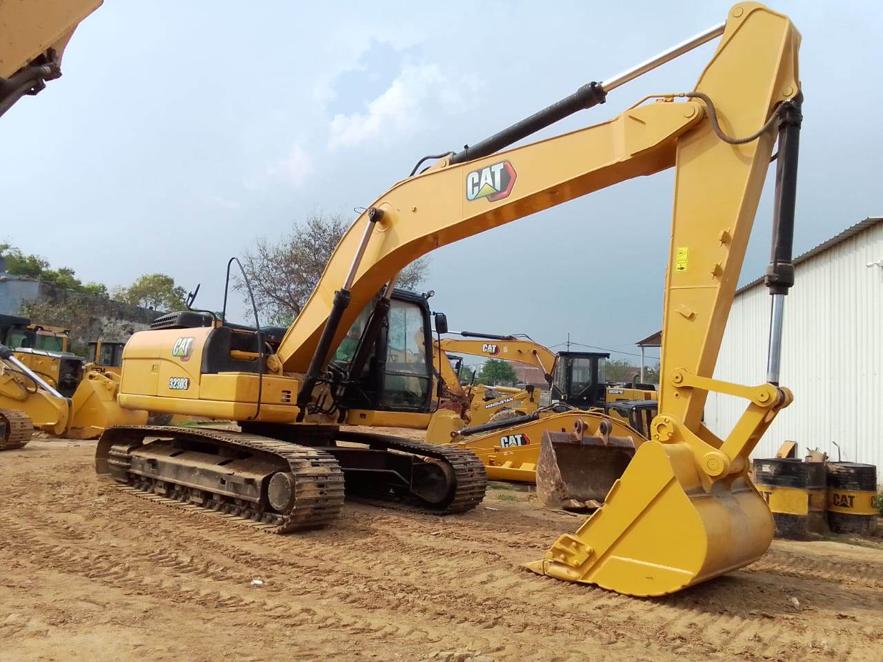 2022 Caterpillar 323D3 Excavator For Sale | Crofton, India | ZID-142750 ...