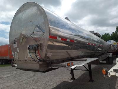 1999 Brenner DOT 407 | 6500 GAL | CENTER DIS | IN TEST Chemical / Acid ...
