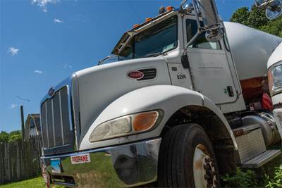 2010 Peterbilt 335 3499 Gallon Propane Truck - Paccar 300HP, Automatic ...