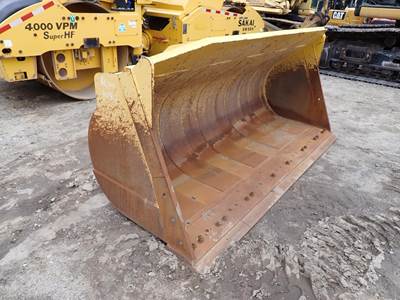 Komatsu Bucket For Sale | Phillipston, MA | A-X417 | MyLittleSalesman.com