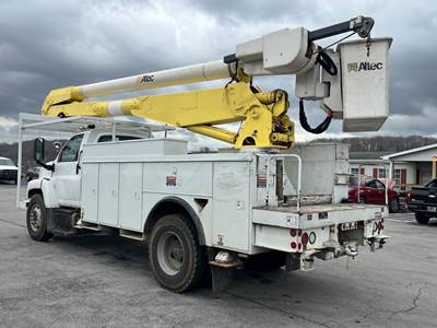 2004 GMC 7500 Boom / Bucket Truck - Altec AA755L Aerial Lift For Sale ...