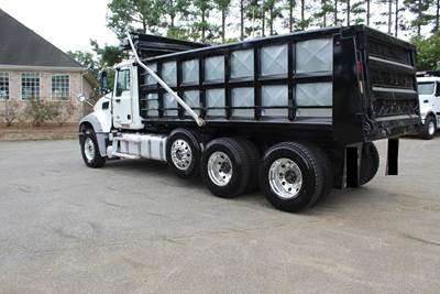 2019 Mack Granite GU713 Dump Truck For Sale, 250,000 Miles | Southeast ...