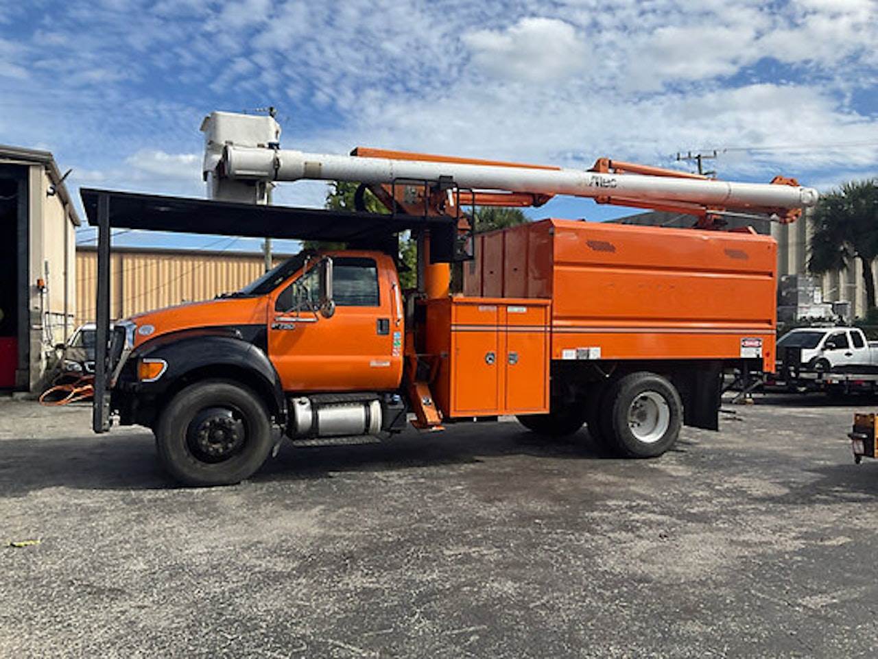 2013 Ford F-750 Forestry Bucket Truck - Altec LR756 RM Aerial Lift For ...