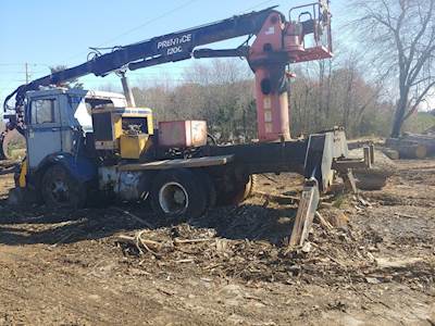 Prentice Log Loaders For Sale | MyLittleSalesman.com