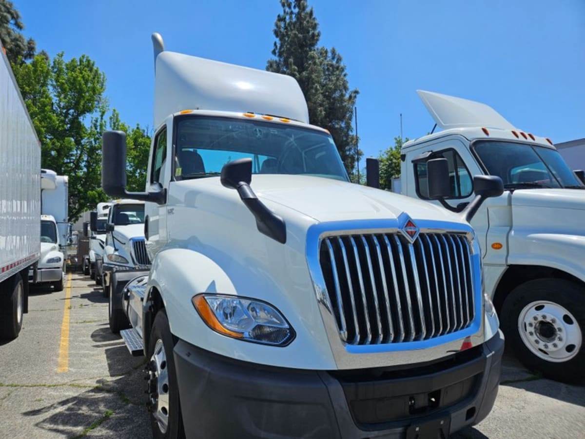 2021 International LT625 DAYCAB S/A Single Axle Day Cab Truck - 400HP ...