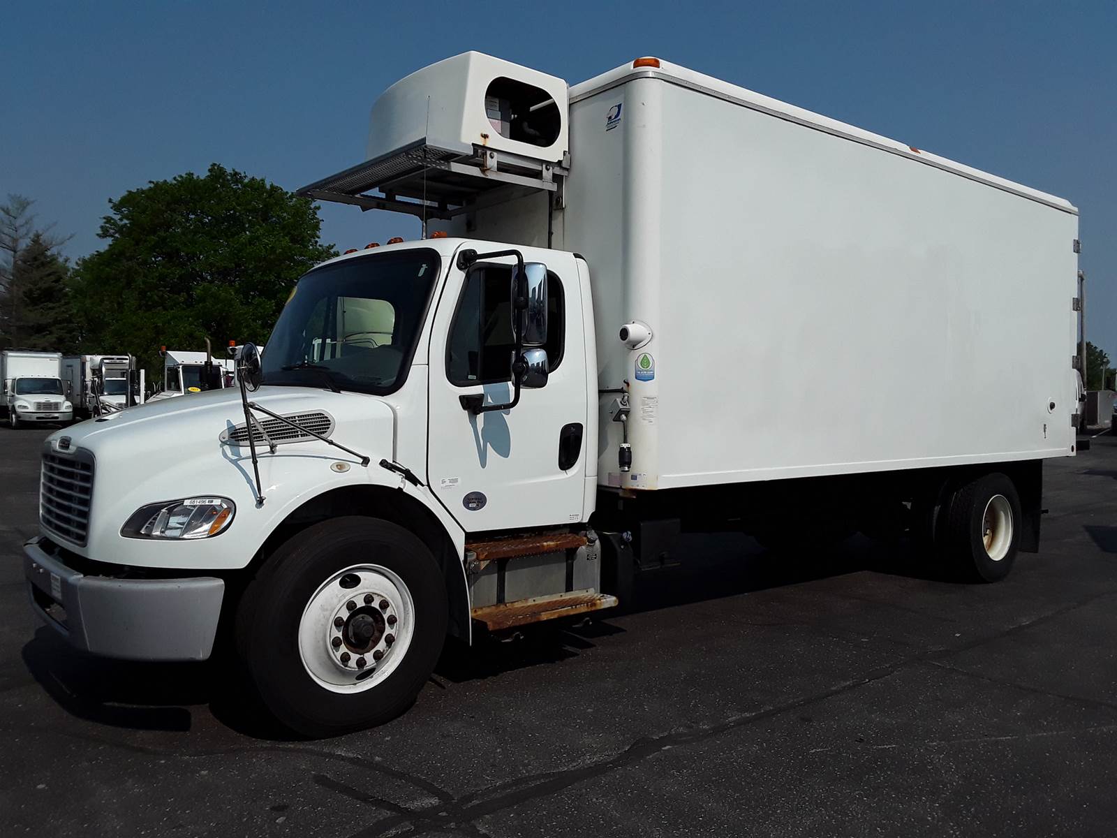 2018 Freightliner M2 106 20 ft Box Truck - 280HP, 9, Tri-Fold Door For ...