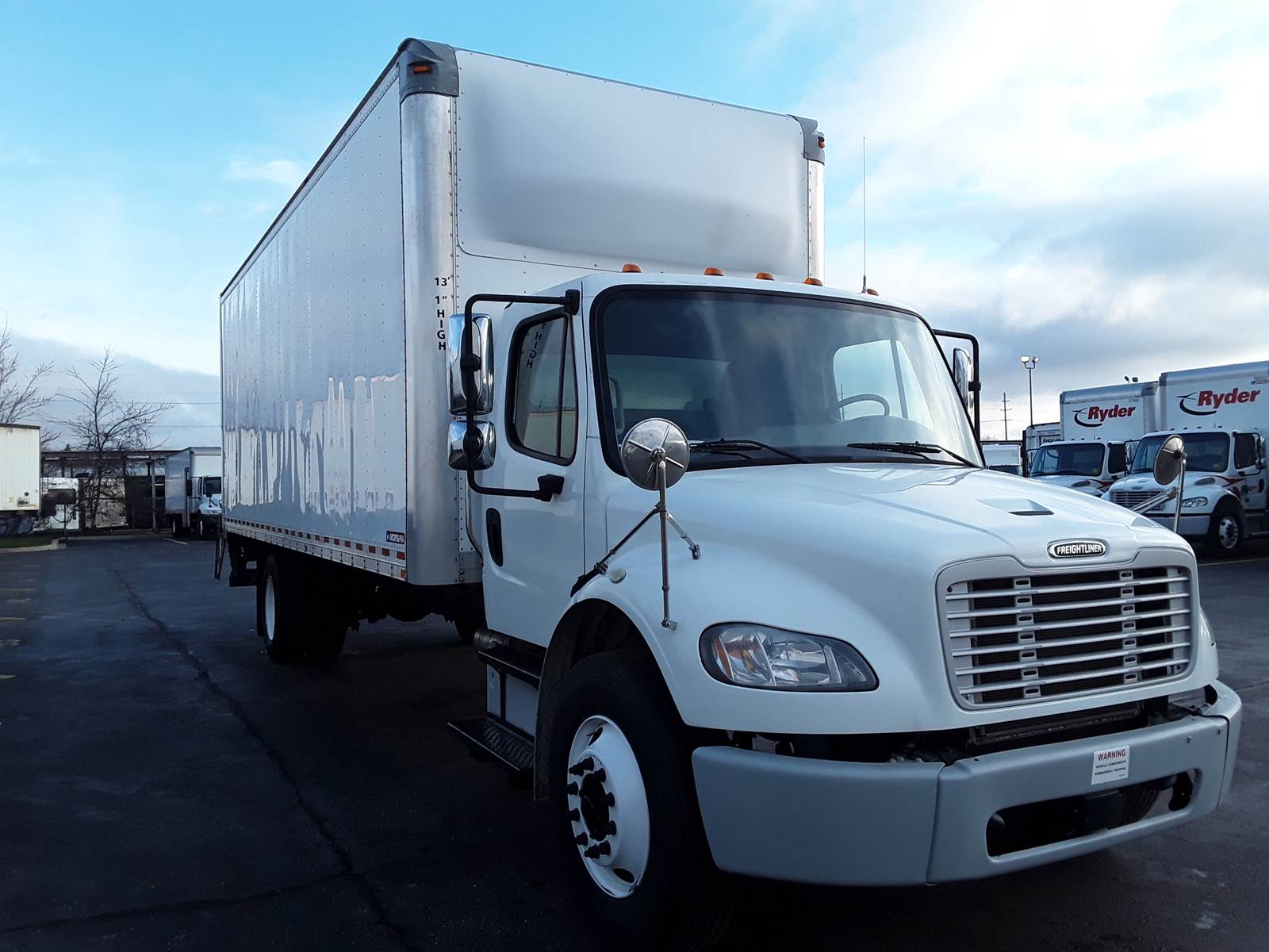 2016 Freightliner M2 106 26 ft Box Truck - 260HP, 9 Speed Automatic ...