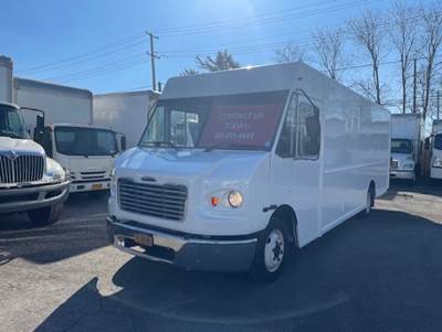 Freightliner MT45 Trucks For Sale | MyLittleSalesman.com