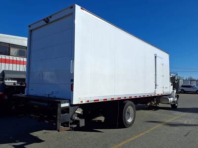 2019 International 4300 26 ft Box Truck - 240HP, 6 Speed Automatic ...