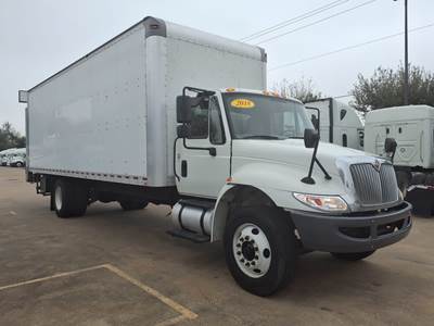 2018 International 4300 26 ft Box Truck - 240HP, 7 Speed Automatic ...
