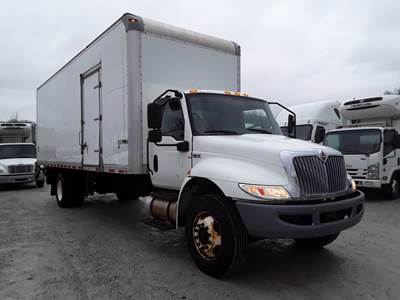 2020 International MV607 26 ft Box Truck - 280HP, 6 Speed Automatic ...