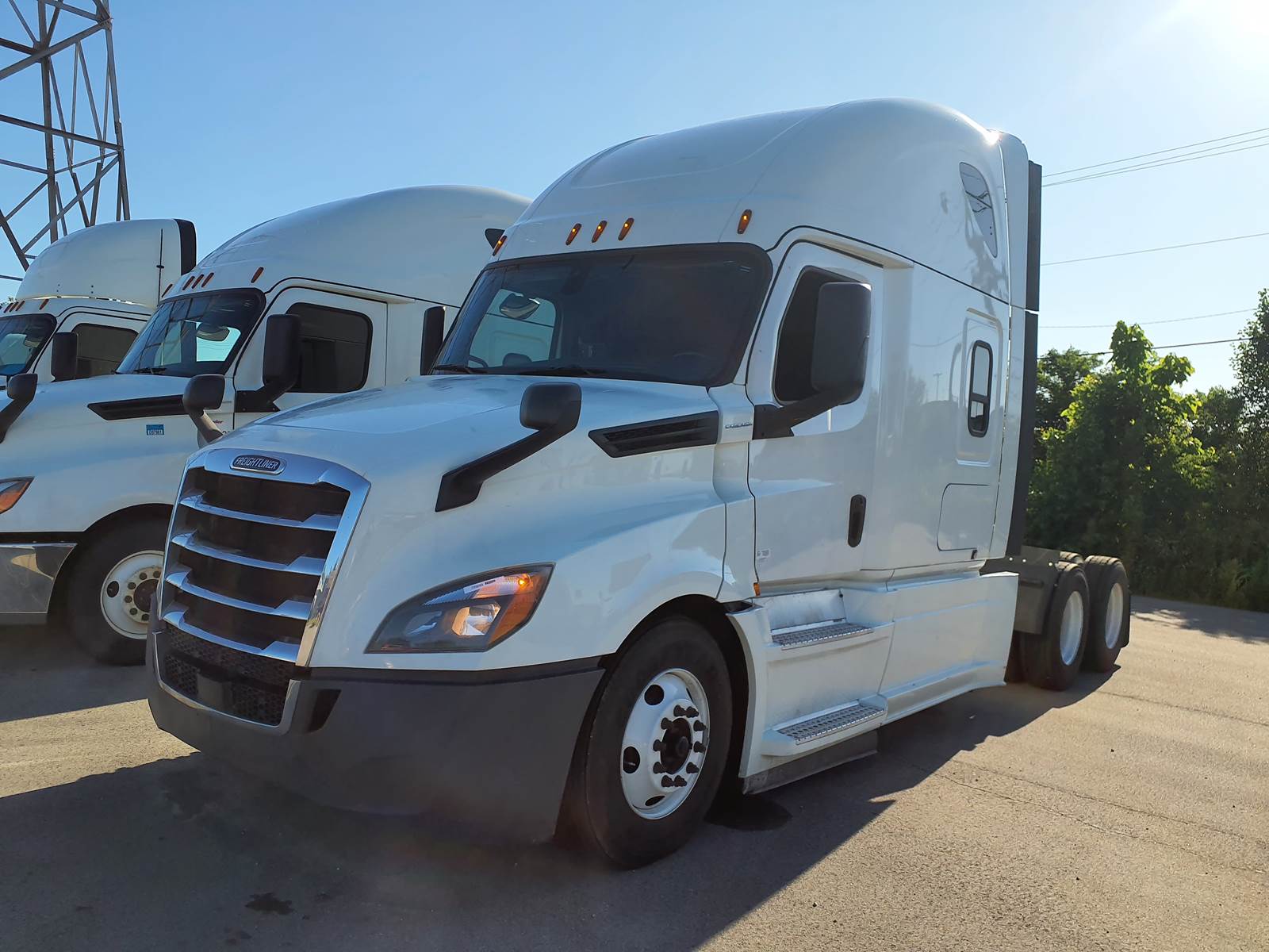 2020 Freightliner Cascadia 126 Sleeper Semi Truck - 72" Condo Sleeper ...
