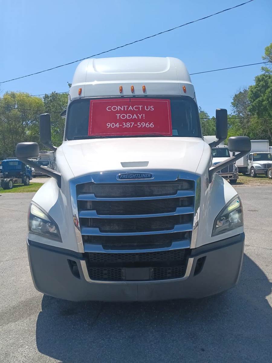 2019 Freightliner Cascadia 126 Sleeper Semi Truck - 70" Condo Sleeper ...