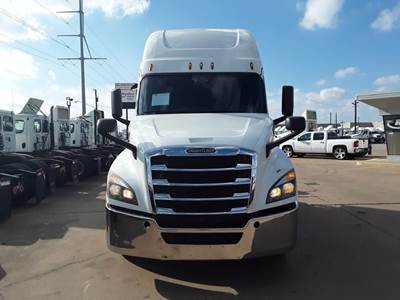 2020 Freightliner Cascadia 126 Sleeper Semi Truck - 72" Condo Sleeper ...