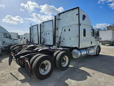 2022 Freightliner Cascadia 126 Sleeper Semi Truck - 48" Mid Roof ...