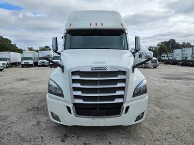 2022 Freightliner Cascadia 126 Sleeper Semi Truck - 48" Mid Roof ...
