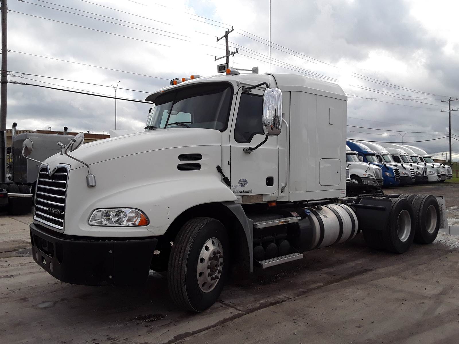 2018 Mack CMM64T Sleeper Semi Truck - 56" None, 415HP, 10 Speed Manual ...