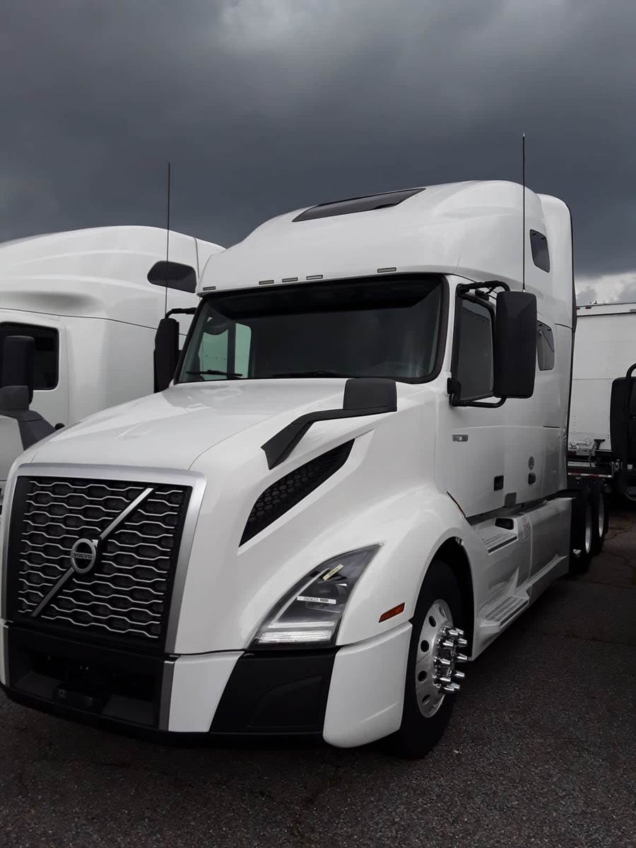 2020 Volvo VNL64T760 Sleeper Semi Truck - 72" Condo Sleeper, 405HP, 12 ...