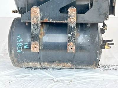 Mack Granite CV713 Air Tank for a 2004 Mack CV713 Granite For Sale ...