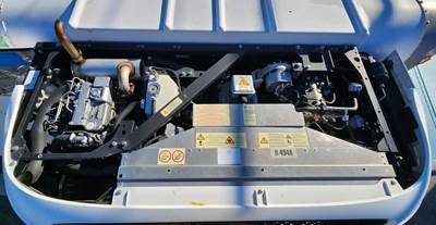 Thermo King Auxiliary Power Unit (APU) for a 2020 Freightliner M2 106 ...
