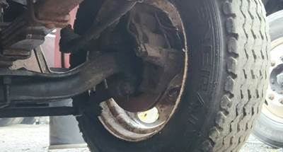 Ford F-600 Front Axle Assembly for a 1991 Ford F600 For Sale | Elkton ...