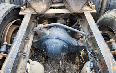 Axle Alliance RT40-4N Rear Axle Assembly for a 2007 Freightliner ...