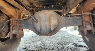 Detroit Rear Axle Assembly for a 2015 Freightliner M2 106 For Sale ...