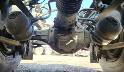 Meritor-Rockwell MT40-14X Rear Axle Assembly for a 2020 International ...