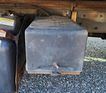 2017 Freightliner M2 106 Battery Box Cover For Sale | Elkton, MD | P ...