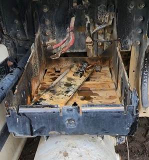 Mack Granite GU713 Battery Box for a 2008 Mack GU713 For Sale | Elkton ...