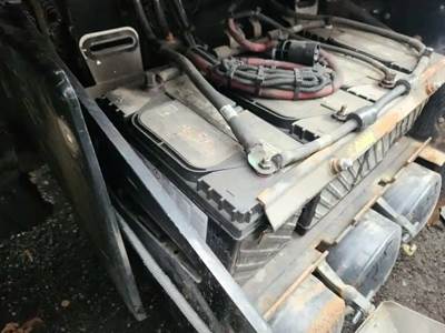 Mack Pinnacle CXU613 Battery Box for a 2016 Mack CXU613 For Sale ...
