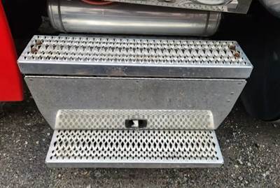 2021 Peterbilt 567 Battery Box For Sale | Elkton, MD | TBD ...