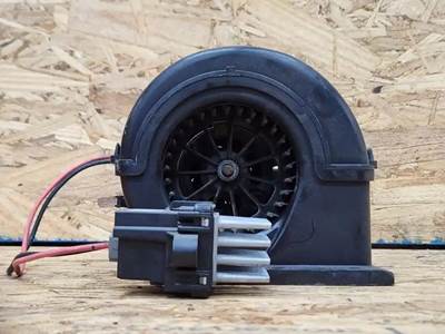 Freightliner Cascadia 116 HVAC Blower Motor for a 2021 Freightliner ...